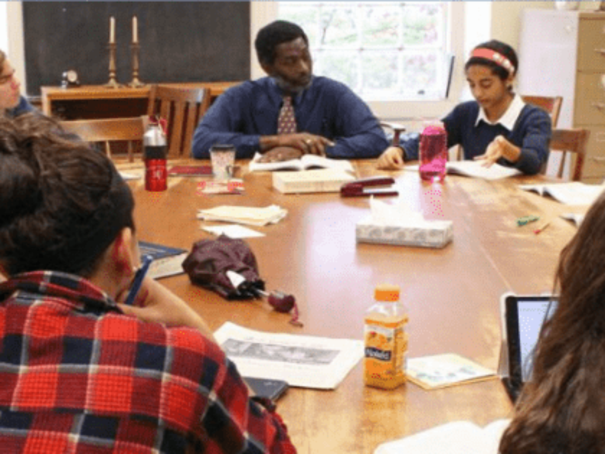 Harkness Table Exeter | Cabinets Matttroy